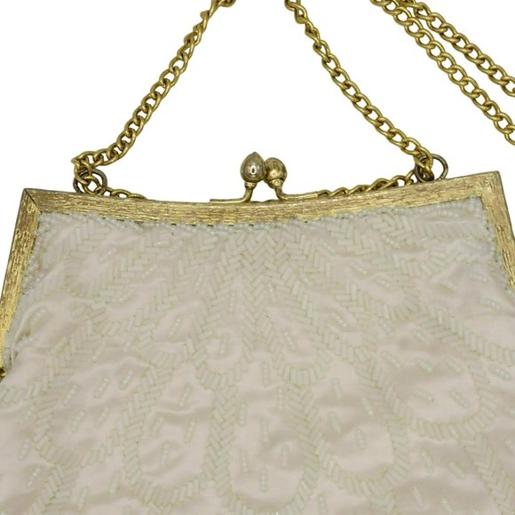 Richere | Bags | Vintage Cream Beaded Purse With Gold Chain | Poshmark